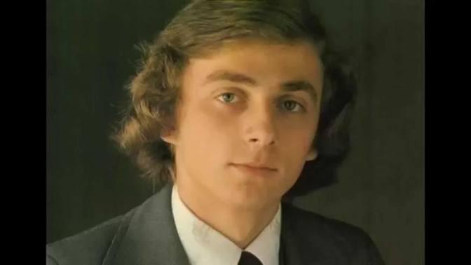 Chopin - Piano Concerto No. 1 (Zimerman, Giulini) | Videos | The Gold ...